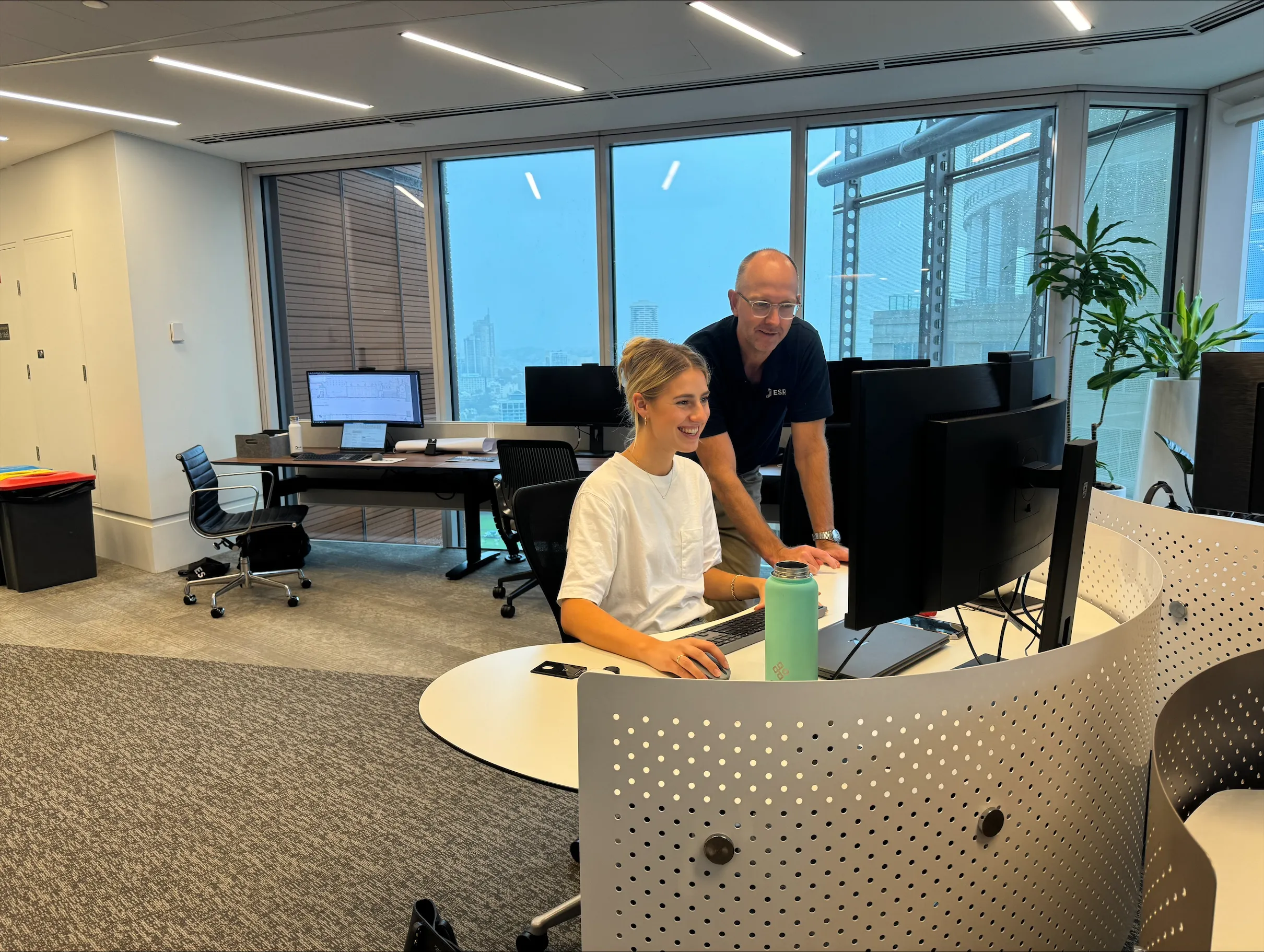 採用情報 - ESR | Japan